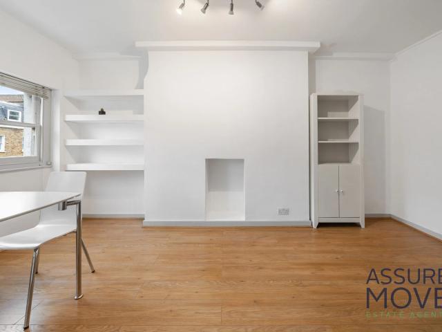 Apartment at Goodge Street, Greater London
