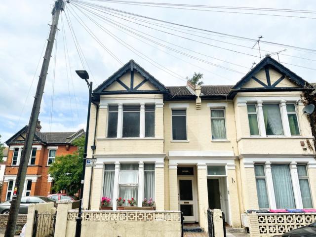 Apartment at Gordon Place, Southend on Sea