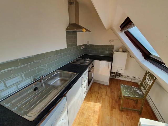 Apartment at Gordon Road, Cardiff