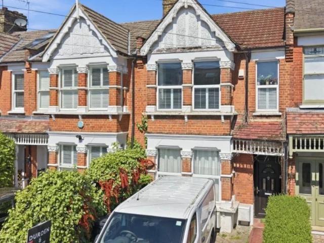 Apartment at Gordon Road, Greater London