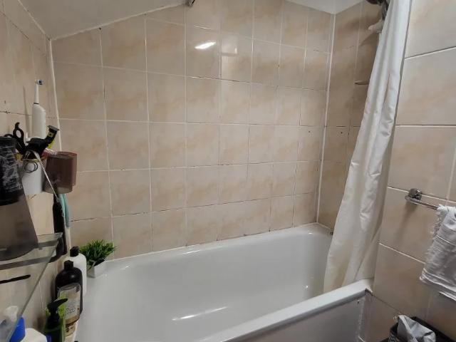 Apartment at Gordon Road, Greater London