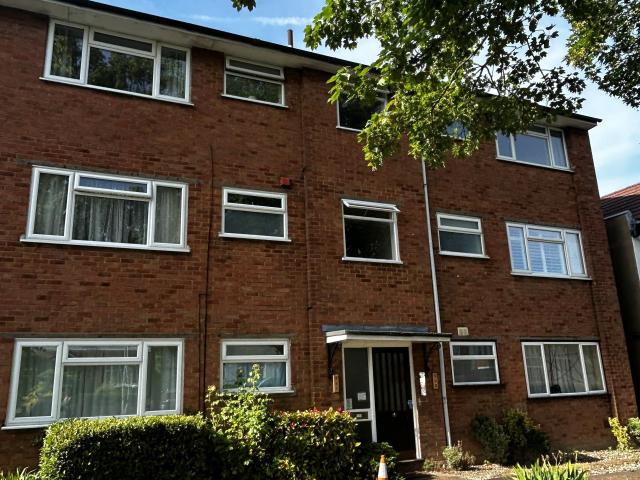 Apartment at Gordon Road, Greater London