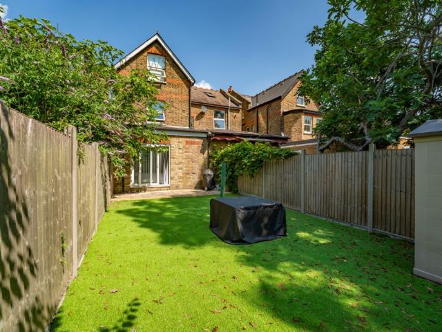 apartment at Gordon Road, Ealing
