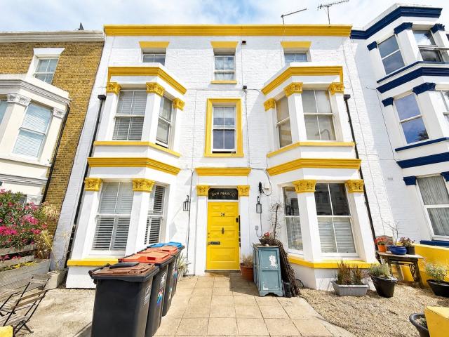 Apartment at Gordon Road, Thanet