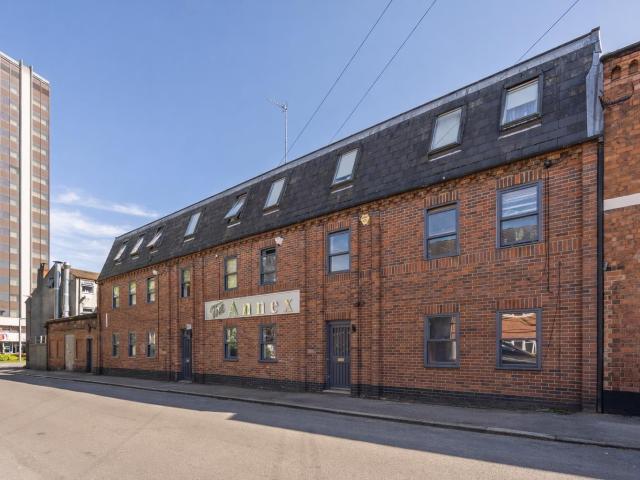 Room at Gordon Street, Coventry