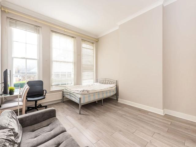Apartment at Gore Street, Greater London