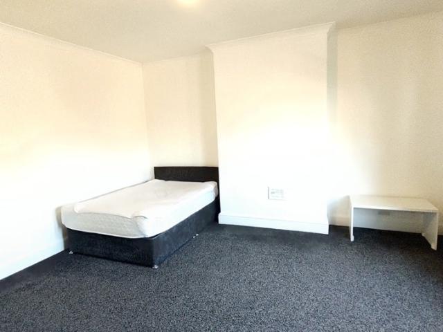 Apartment at Gathorne Terrace, Leeds