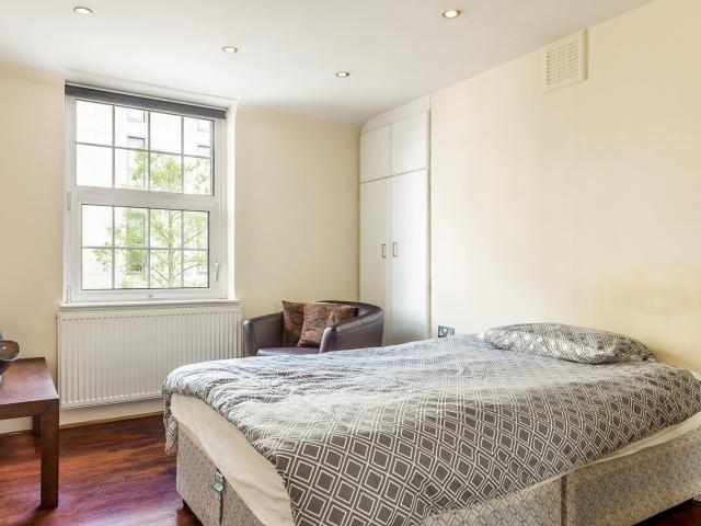 Apartment at Gatliff Road, City of Westminster