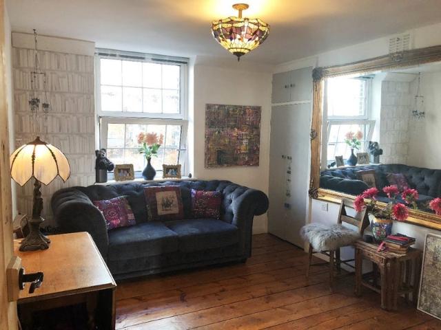 Apartment at Gatliff Road, City of Westminster