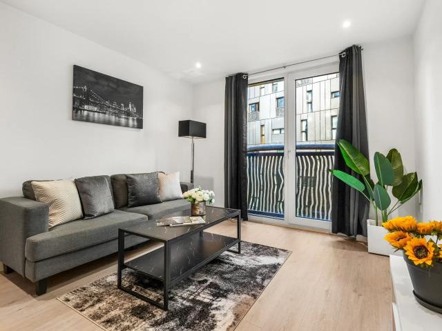Apartment at Gatliff Road, City of Westminster