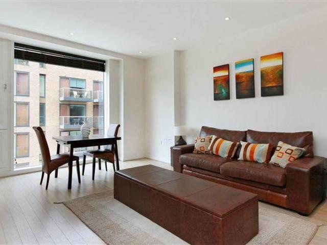 Apartment at Gatliff Road, City of Westminster