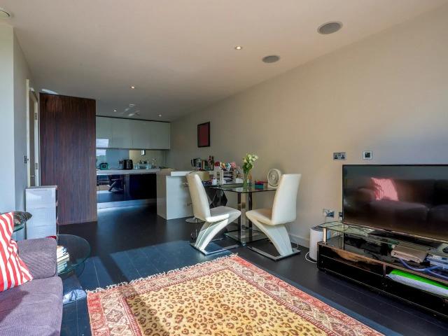 Apartment at Gatliff Road, City of Westminster