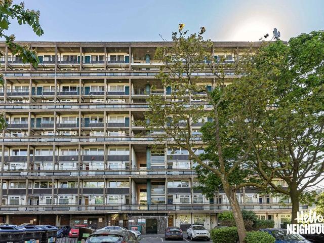 Apartment at Gaywood Street, Greater London