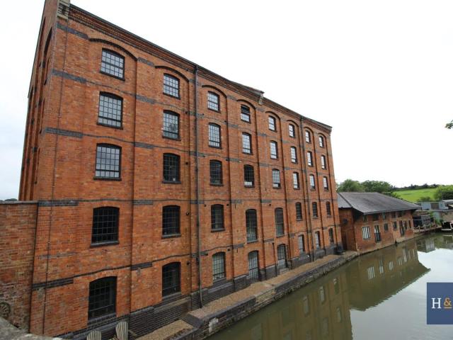Apartment at Gayton Road, Blisworth