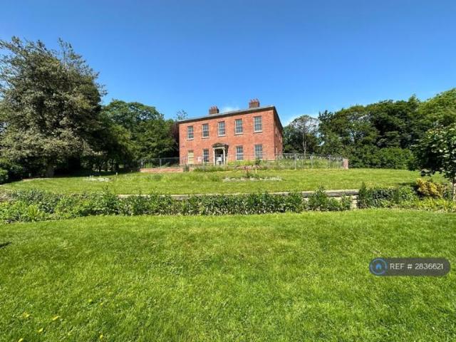 Apartment at Gagewell Lane, Wakefield