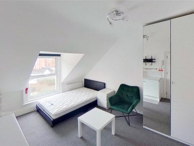 Apartment at Gains Road, Portsmouth