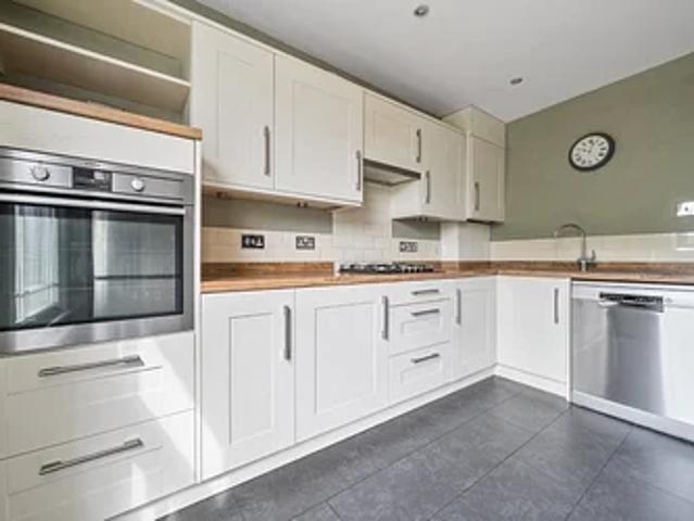Apartment at Gap Road, Greater London