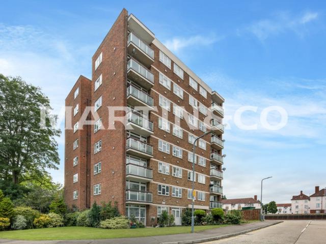 Apartment at Gardner Close, Greater London