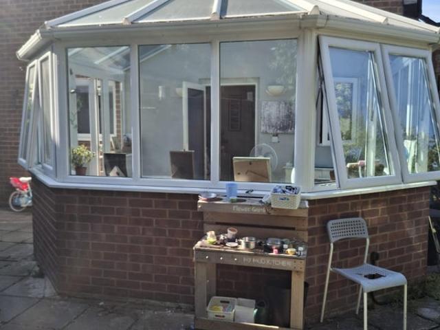 Apartment at Garland Way, Caterham on the Hill