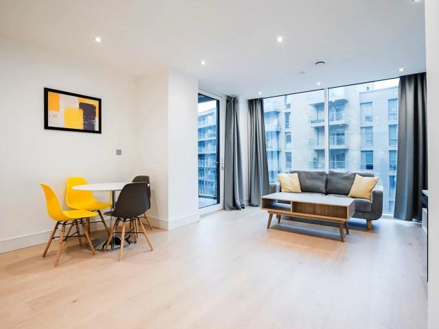 Apartment at Garnet Place, Greater London