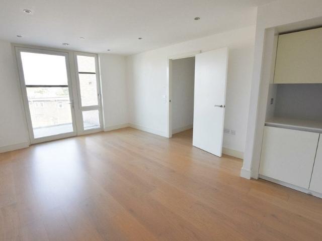Apartment at Garnet Place, Greater London