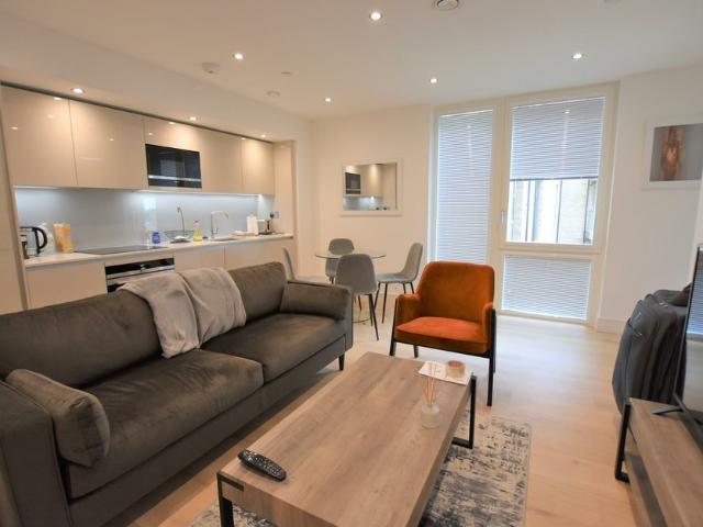 apartment at Garnet Place, West Drayton