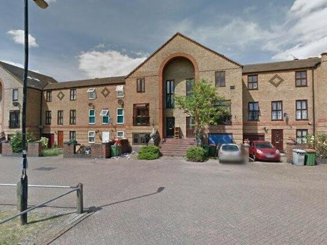 Apartment at Garnet Walk, Greater London