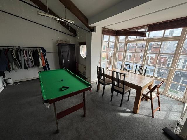 Room at Garratt Lane, Greater London