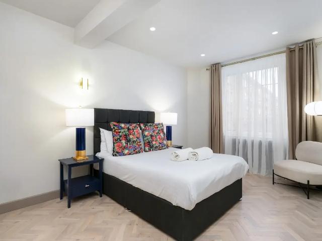 Apartment at Garrick Street, City of Westminster