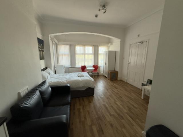 Apartment at Garton Grove, Leeds