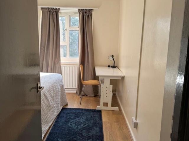 Apartment at Garth Court, Greater London