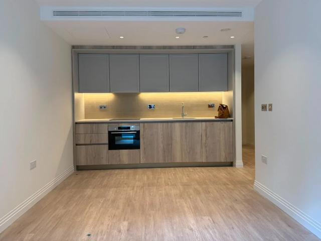 Apartment at Gasholder Place, Greater London