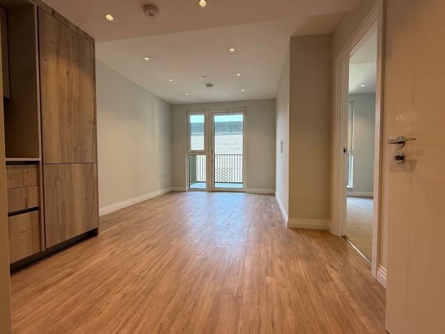Apartment at Gasholder Place, Greater London