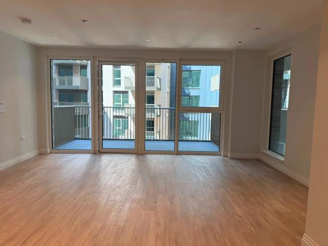 Apartment at Gasholder Place, Greater London