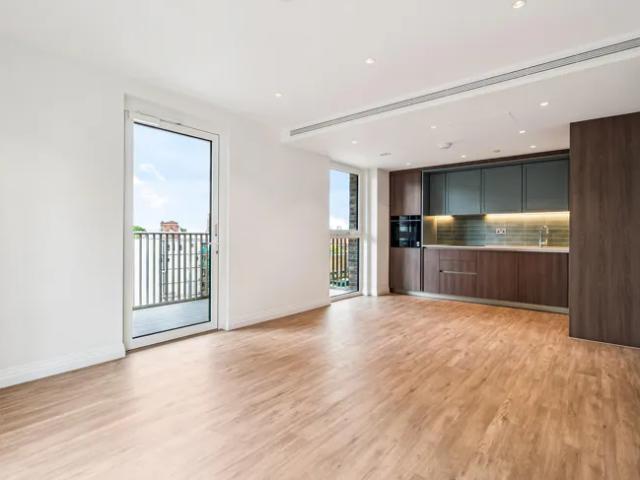 Apartment at Gasholder Place, Greater London