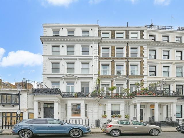 Apartment at Gaspar Close, Greater London