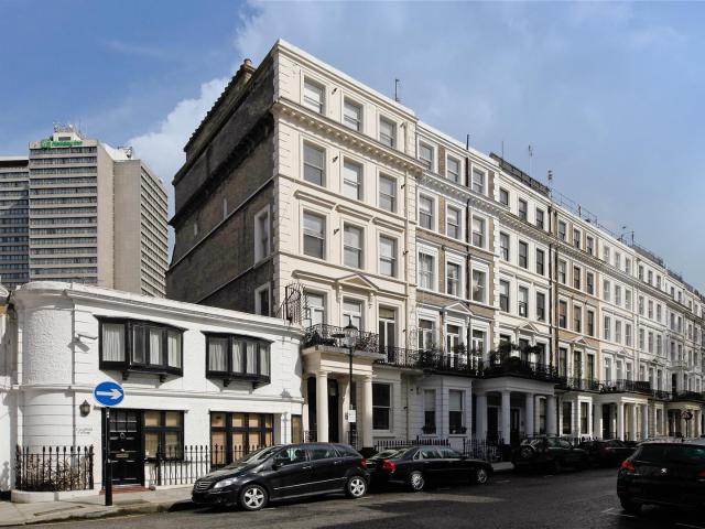 Apartment at Gaspar Close, Greater London