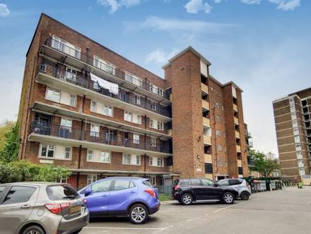 Apartment at Geffrye Court, Greater London