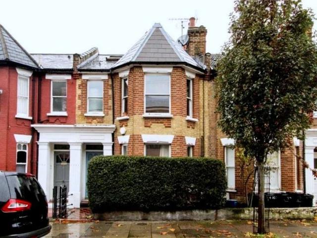 Apartment at Geldeston Road, Greater London