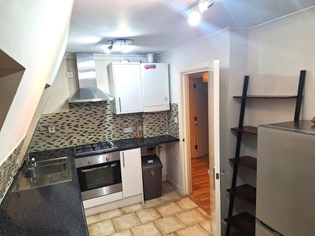 Apartment at George Mews, Greater London
