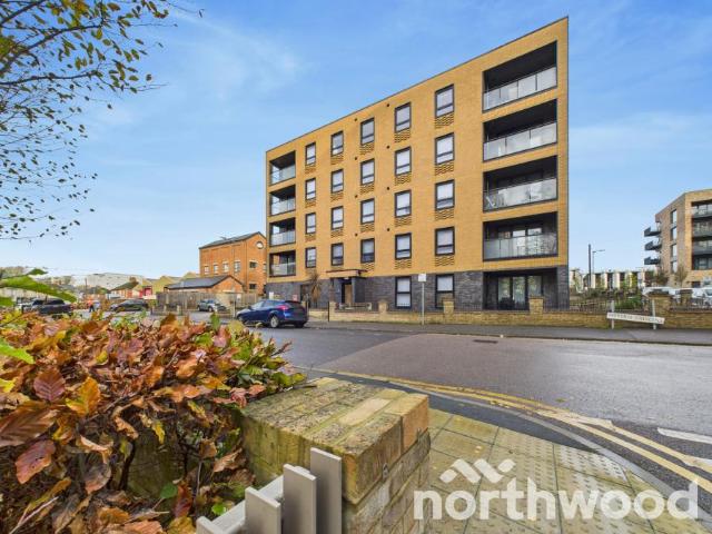 Apartment at George Street, Ashford
