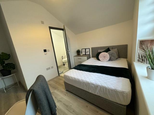 Room at George Street, Bassetlaw