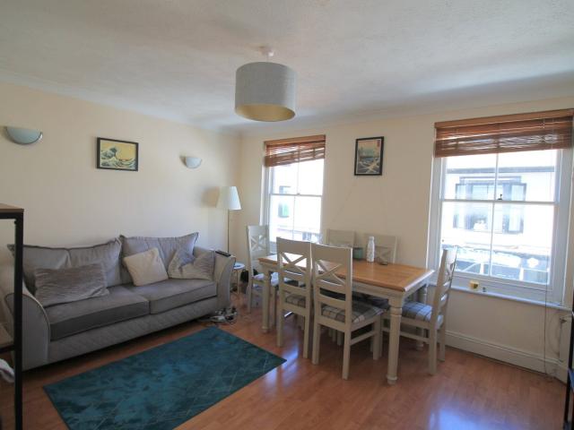 Apartment at George Street, Brighton