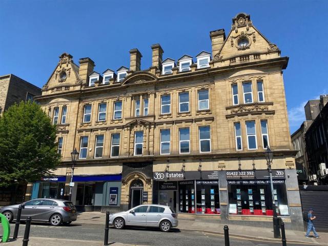 Apartment at George Street, Calderdale