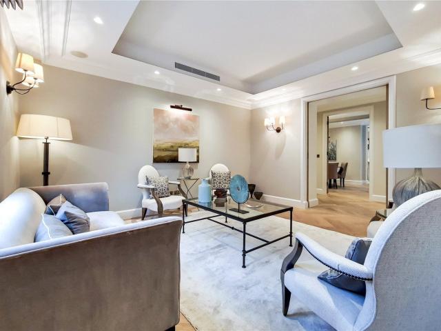 Apartment at George Street, City of Westminster