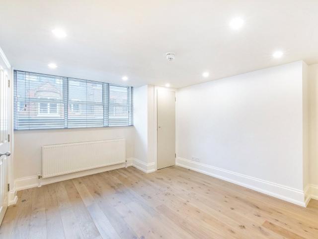 Apartment at Gerrard Street, City of Westminster
