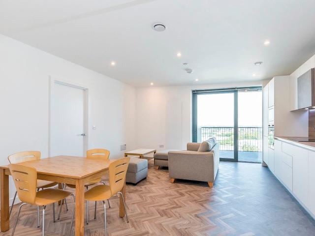 Apartment at Gillender Street, Greater London