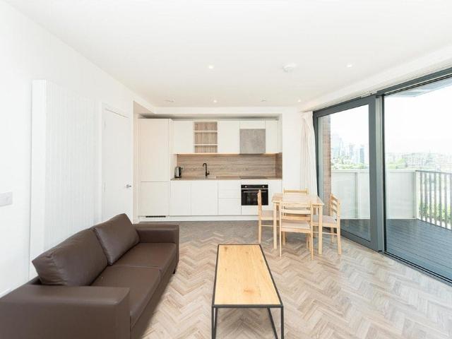 Apartment at Gillender Street, Greater London