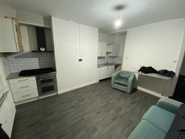 Room at Girlington Road, Bradford