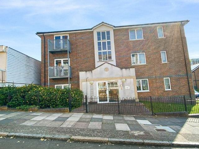 Apartment at Glyndon Road, Greater London